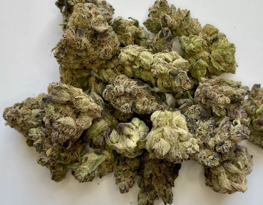 Strain Review: Phantom OGPhantom OGStrain Review: Phantom OG - Weed ...
